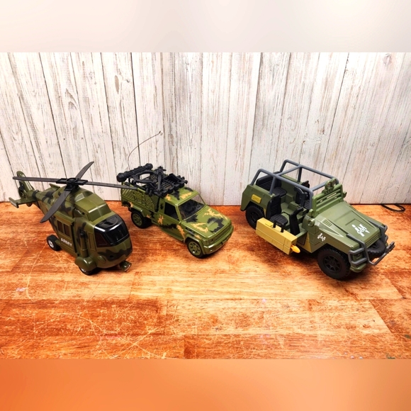 Jurassic World | Toys | Lot 3 Tactical Military Vehicles Jw Jeep Us ...